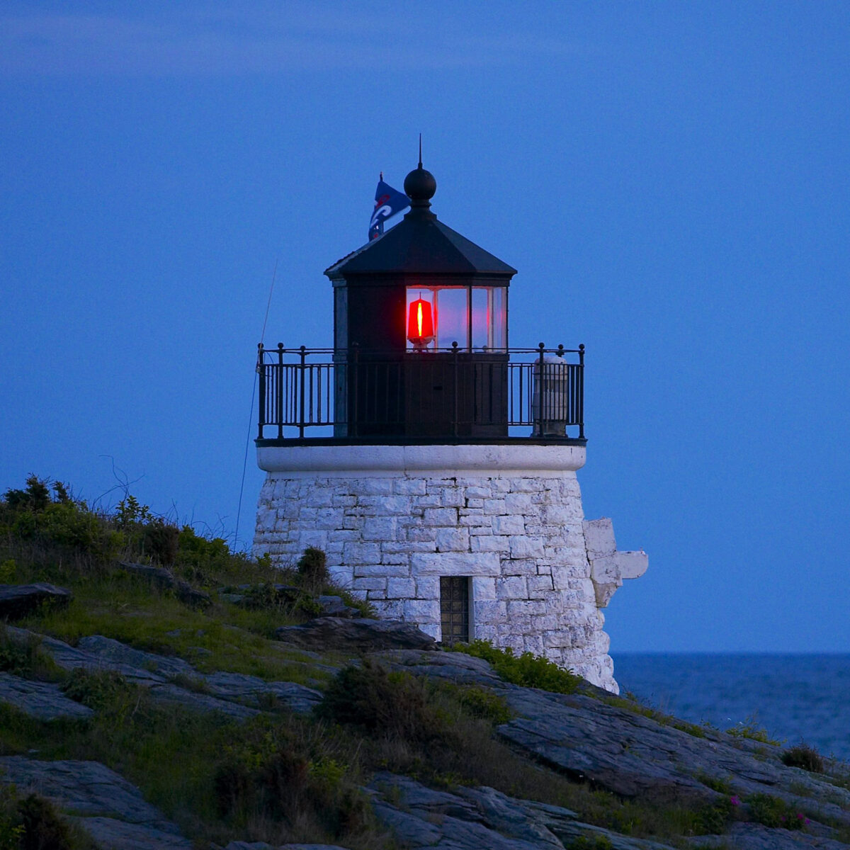 G97 - Beavertail Lighthouse at Sunrise - Onne van der Wal